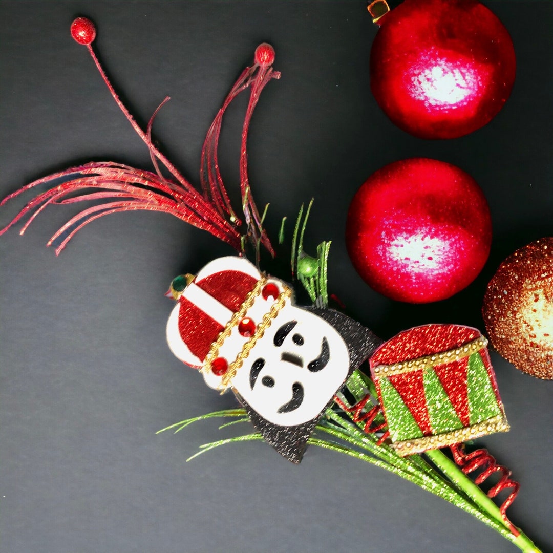 Nutcracker Drum Spray 30'' L , Christmas Wreath , Christmas Tree Topper ...
