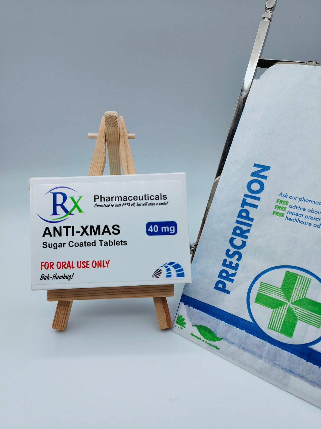 Joke Anti Xmas Pills, Tablet Box, Prank, Funny Gift, Sweets, Novelty ...