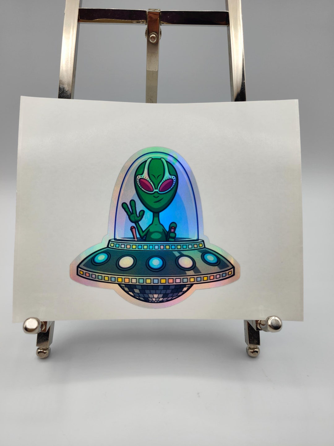 Disco Alien Flying His Ship, Flaying Saucer, Area 51, Come in Peace ...