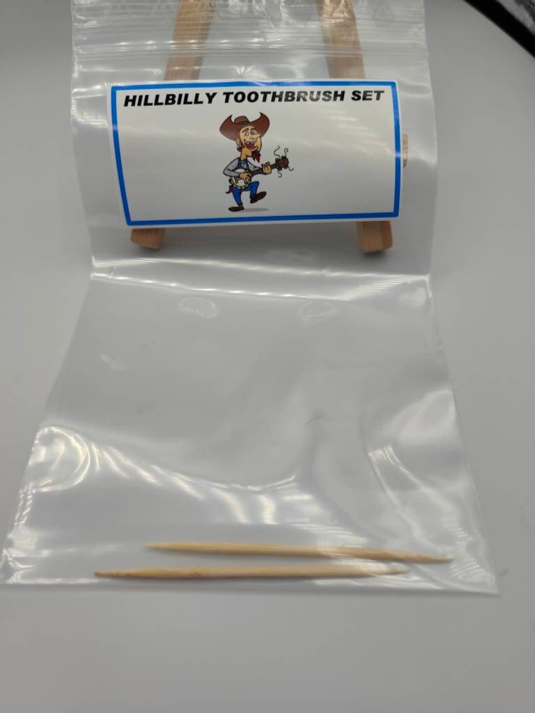 Hillbilly Toothbrush Set, Practical Joke Labels, Christmas Joke, White ...