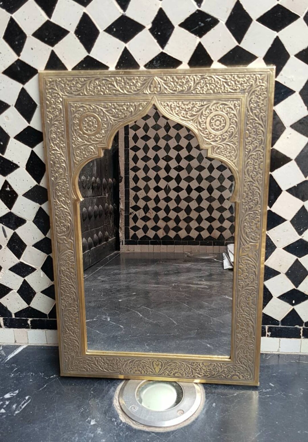 Moroccan Brass Mirrors, Handmade Antique Wall Mirror, Engraved Brass ...
