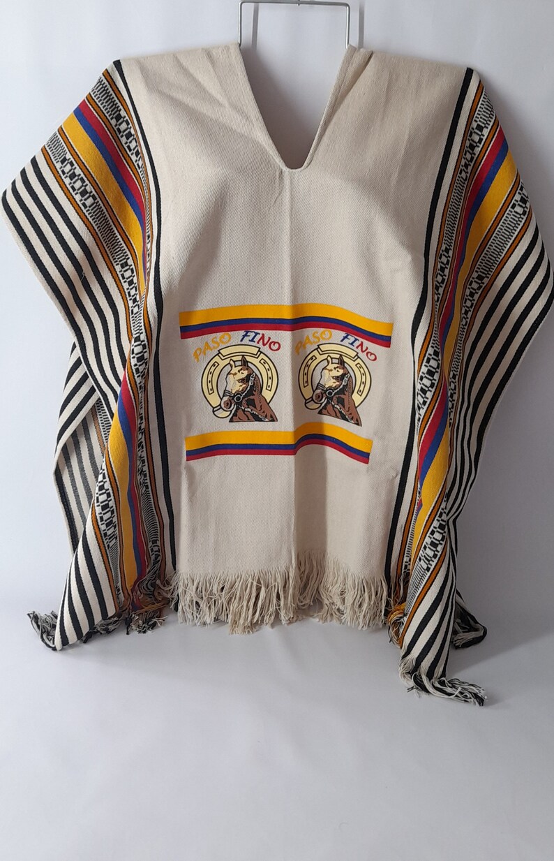 Auténtico Poncho Tejido a Mano De Medellín, Colombia Unisex, Unisize ...