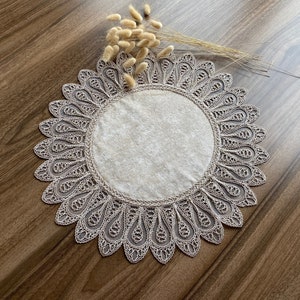 Cappuccino French Lace Doily Placemats, Vintage Velvet Lace Placemats ...