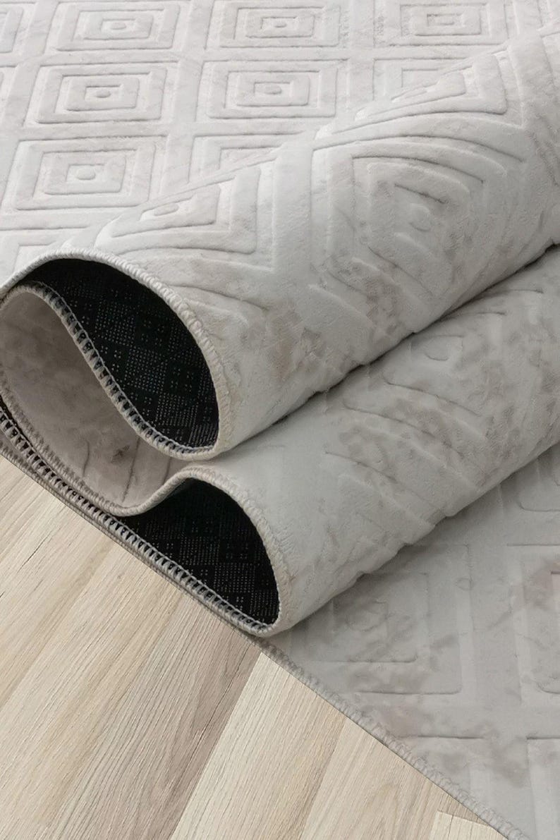 Custom Sizes Non-slip Runner: Machine Washable, Light Cream Geometric ...