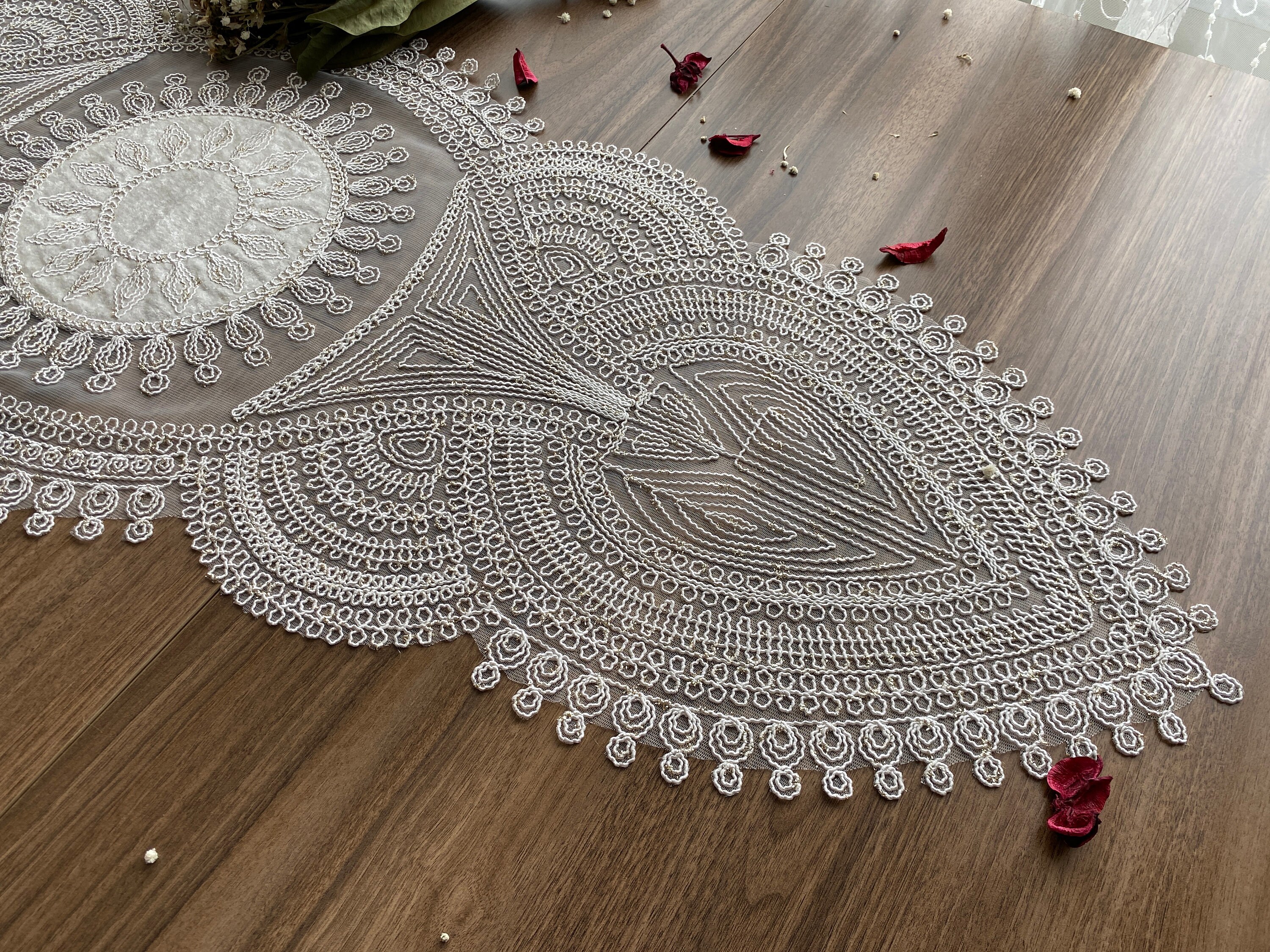 Cream French Lace Table Runner, Vintage Style French Tablecloth for ...