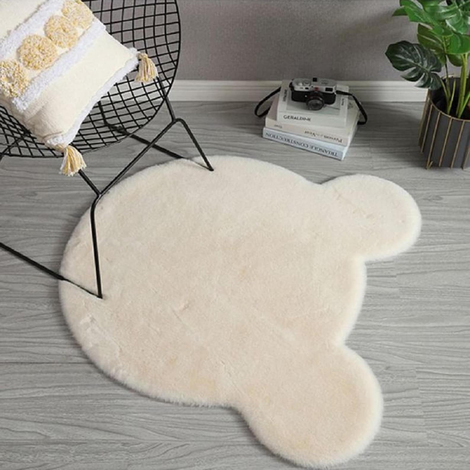 Soft Ivory Bear Rug for Child’s Room, Animal Shaped Plush Carpet, Anti ...