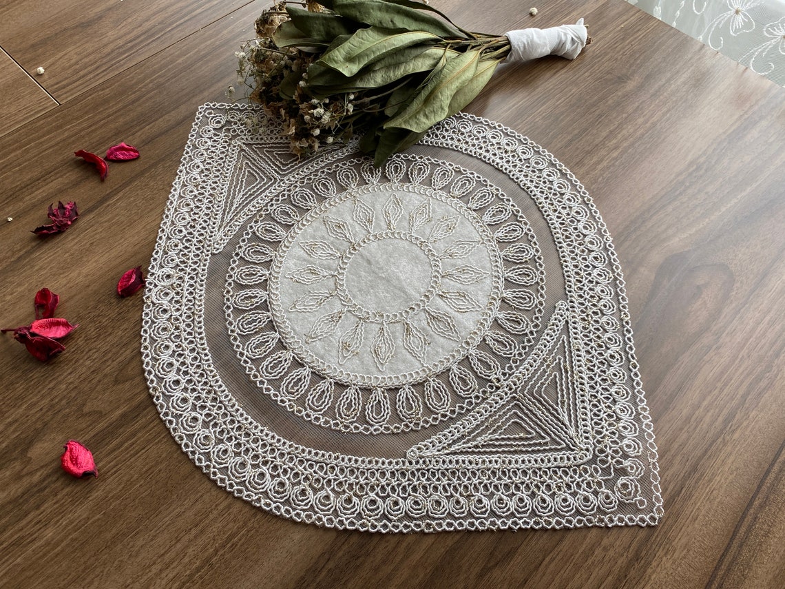 Cream French Lace Doily Placemats, Vintage Velvet Lace Placemats ...