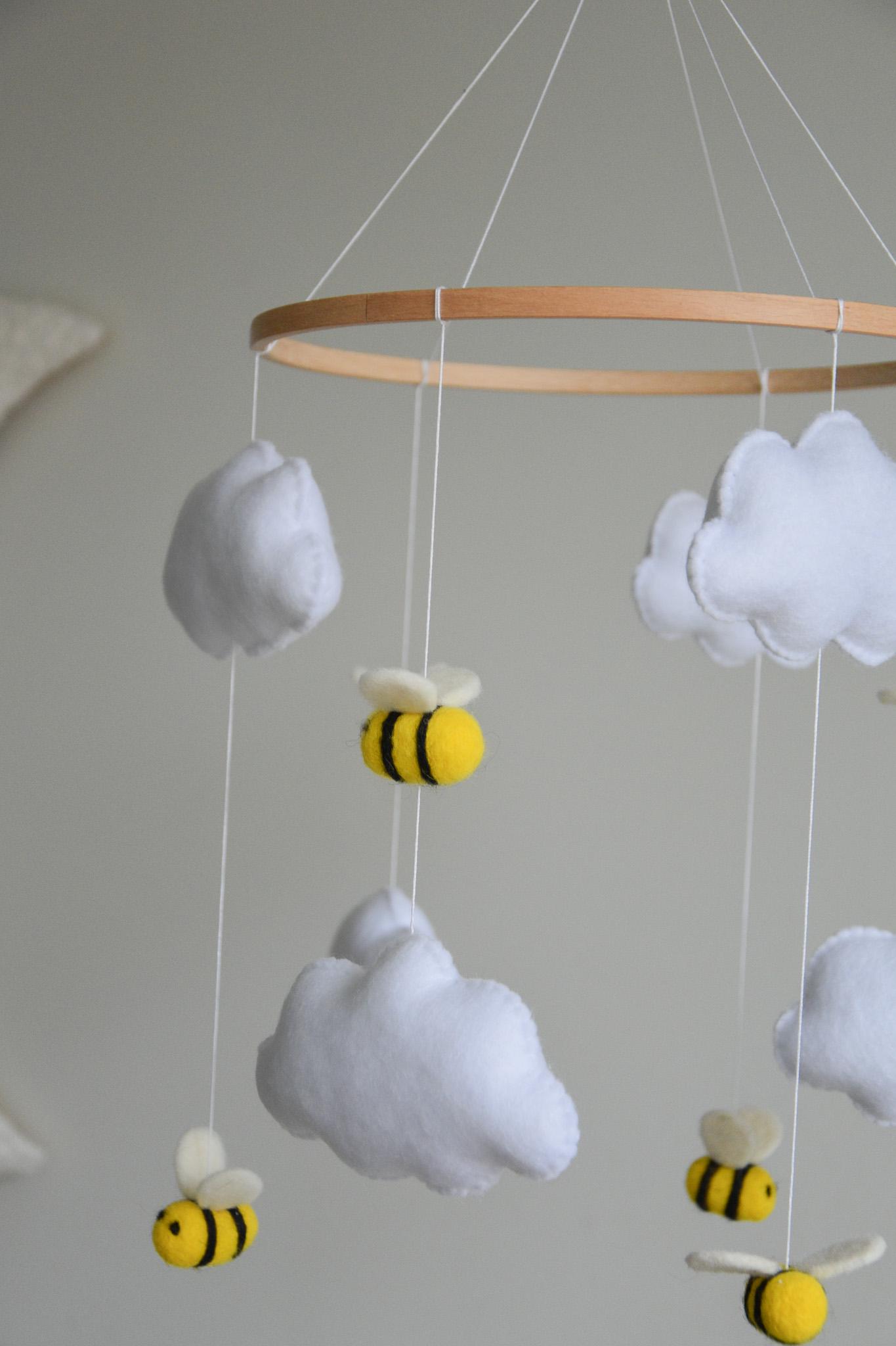 Bee Baby Mobile • Boucle Cloud Crib Mobile • Neutral Nursery Decor ...