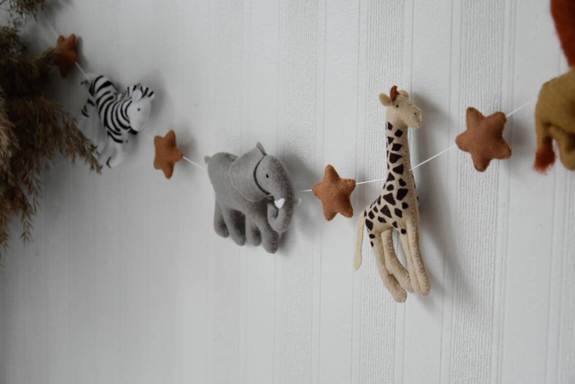 Felt safari animals wall garland Garland Safari garland | Etsy