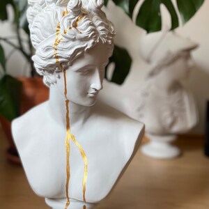 Large Helen Sculpture Statue, Helen Bust Statue,gold Strips Bust, Helen ...