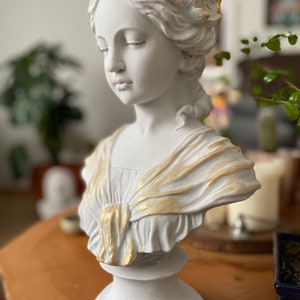 Large Lady Statue , Lady Sculpture , 43 Cm , 16 Inches,special Design ...