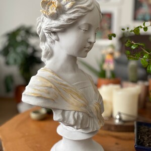 Large Lady Statue , Lady Sculpture , 43 Cm , 16 Inches,special Design ...