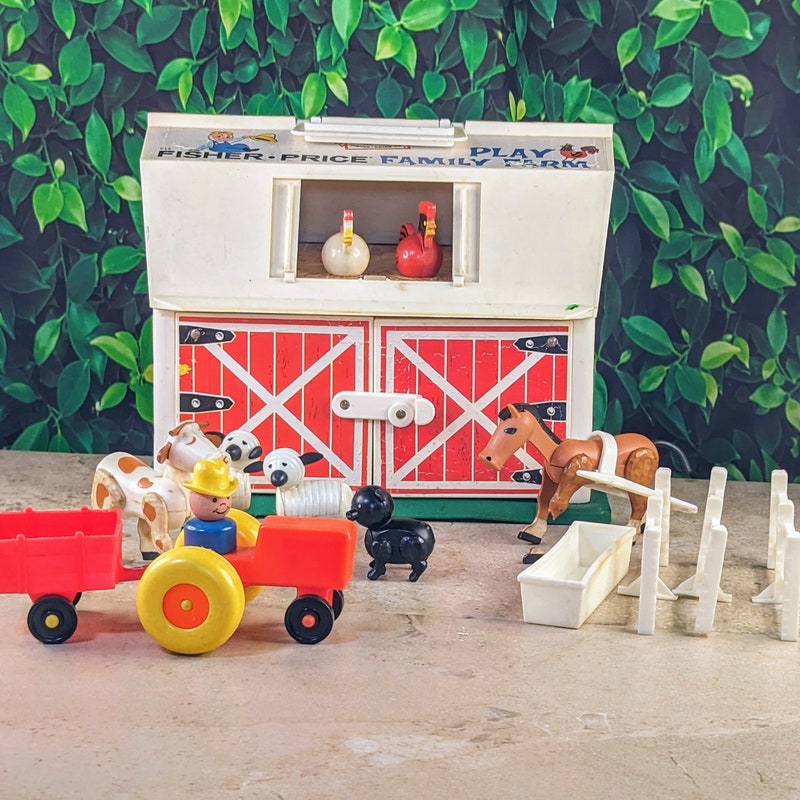 Little People Barn - Etsy