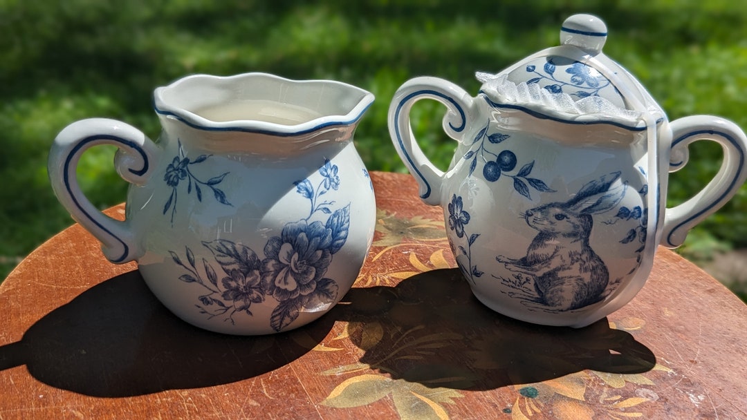 Maxcera Blue & White Toile Sugar Bowl and Creamer Set, Bunny Rabbit ...