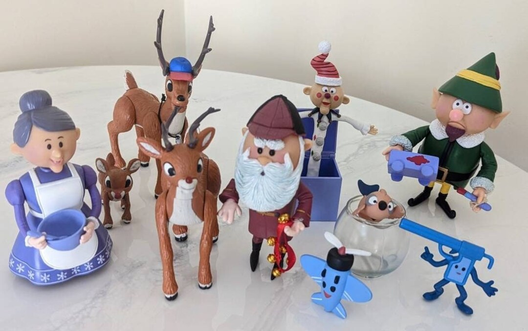 Rare Rudolph Misfit Toys PVC Figurines 2002, Playing Mantis Memory Lane ...