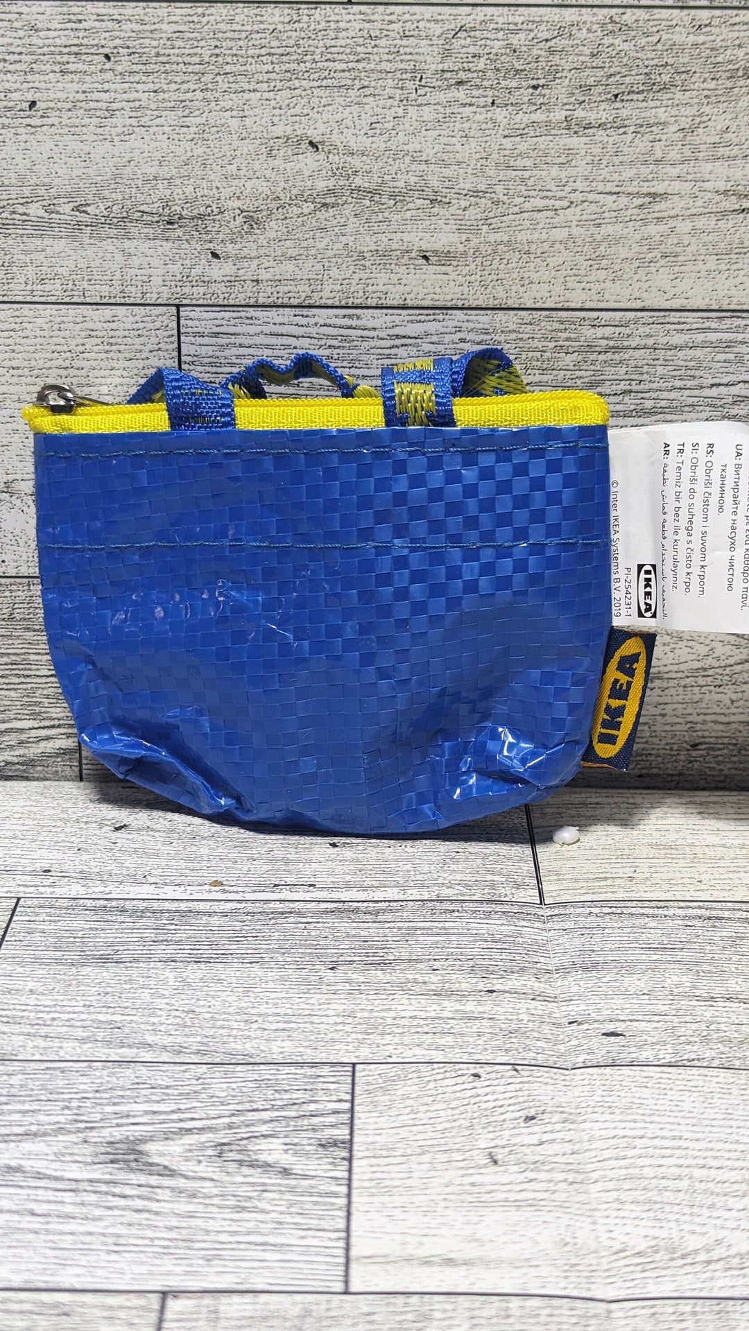 IKEA KNOLIG Blue Key Chain: A Stylish Keychain a Mini Version of the ...