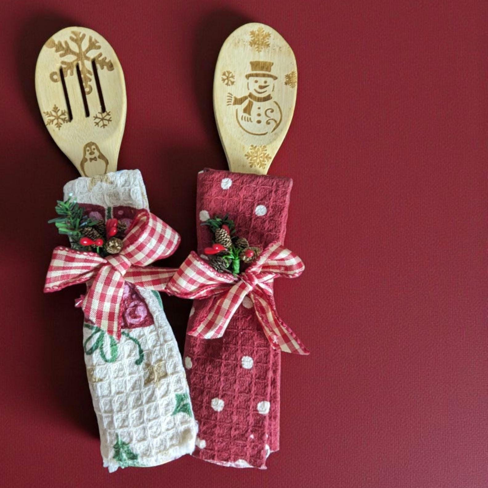 Holiday Hand Towel & Bamboo Utensil Gift Set: Festive Kitchen Decor - Etsy