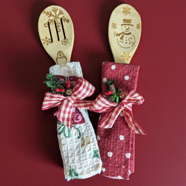 Holiday Hand Towel & Bamboo Utensil Gift Set: Festive Kitchen Decor - Etsy