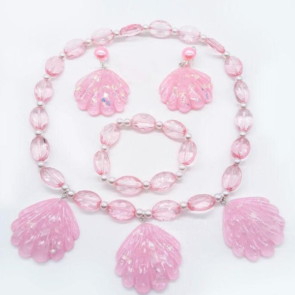 Barbie Necklace - Etsy