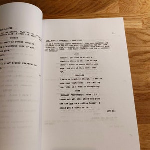 Pilot Episode Script FRIENDS Script Pilot Autograph Jennifer Aniston ...