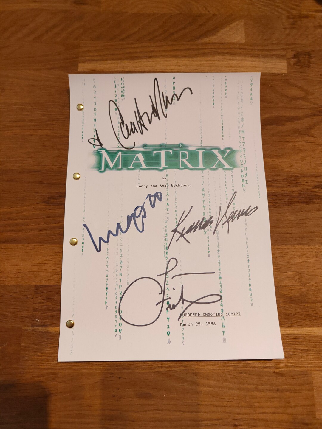 MATRIX Film Script Cult Movie Script Keanu Reeves Carrie-anne Moss ...