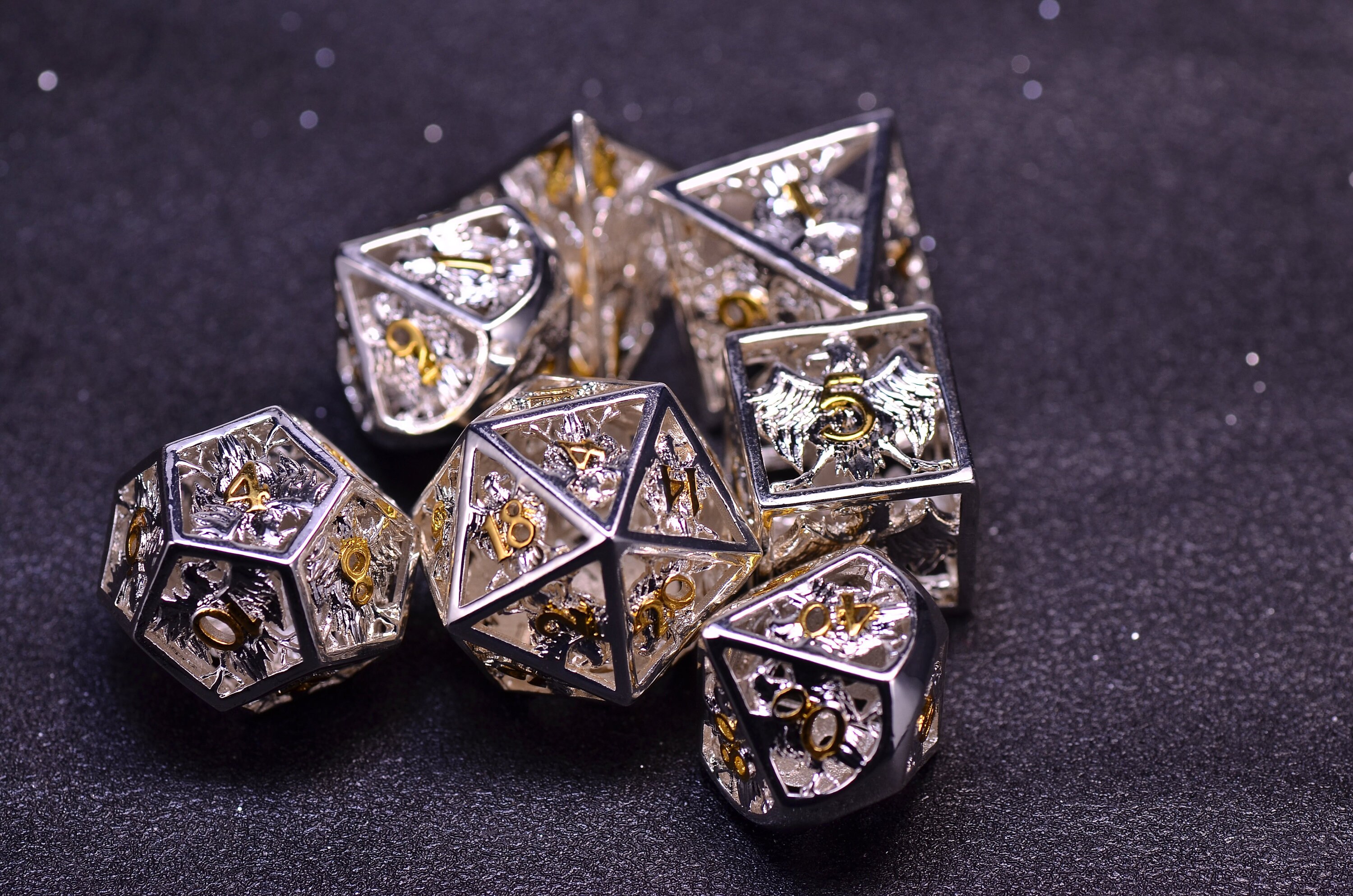 Platinum hawk Hollow metal dice hollow DND dice SET hollow knight dice ...