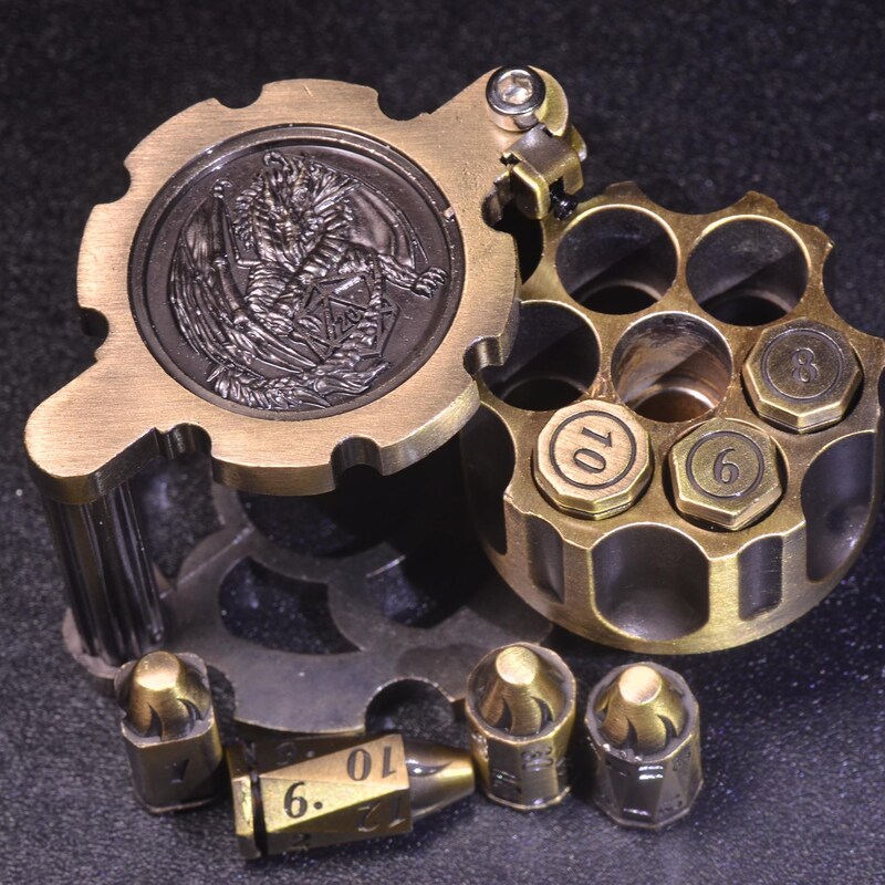Revolver Dice Set - Etsy