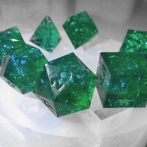 D&D DICE Mould-7pcs DND Sharp Edge Dice Mold for Resin - Etsy