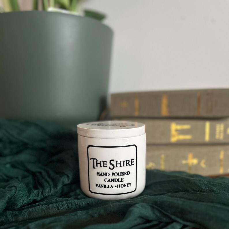 The Lord of the Rings-the Shire Candle – Vanilla Honey Scented Candle ...