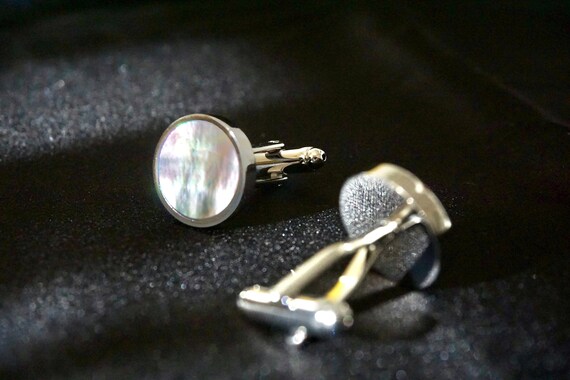 Natural Grey Mother of Pearl Cufflinks Round Cufflinks Best - Etsy