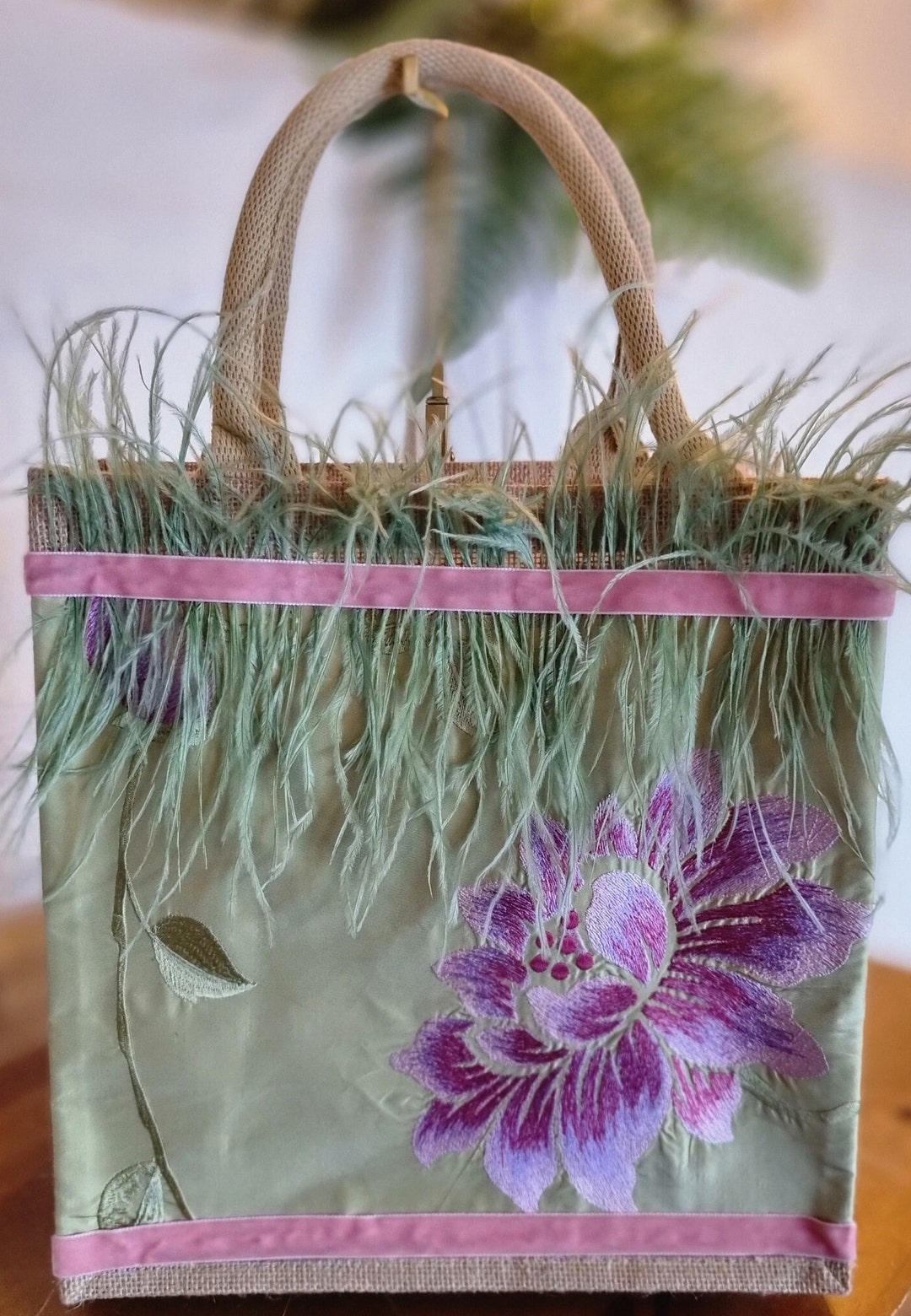 Eye-catching Jute Shopper Bag, Handmade, Unique Embellishment. Holiday ...