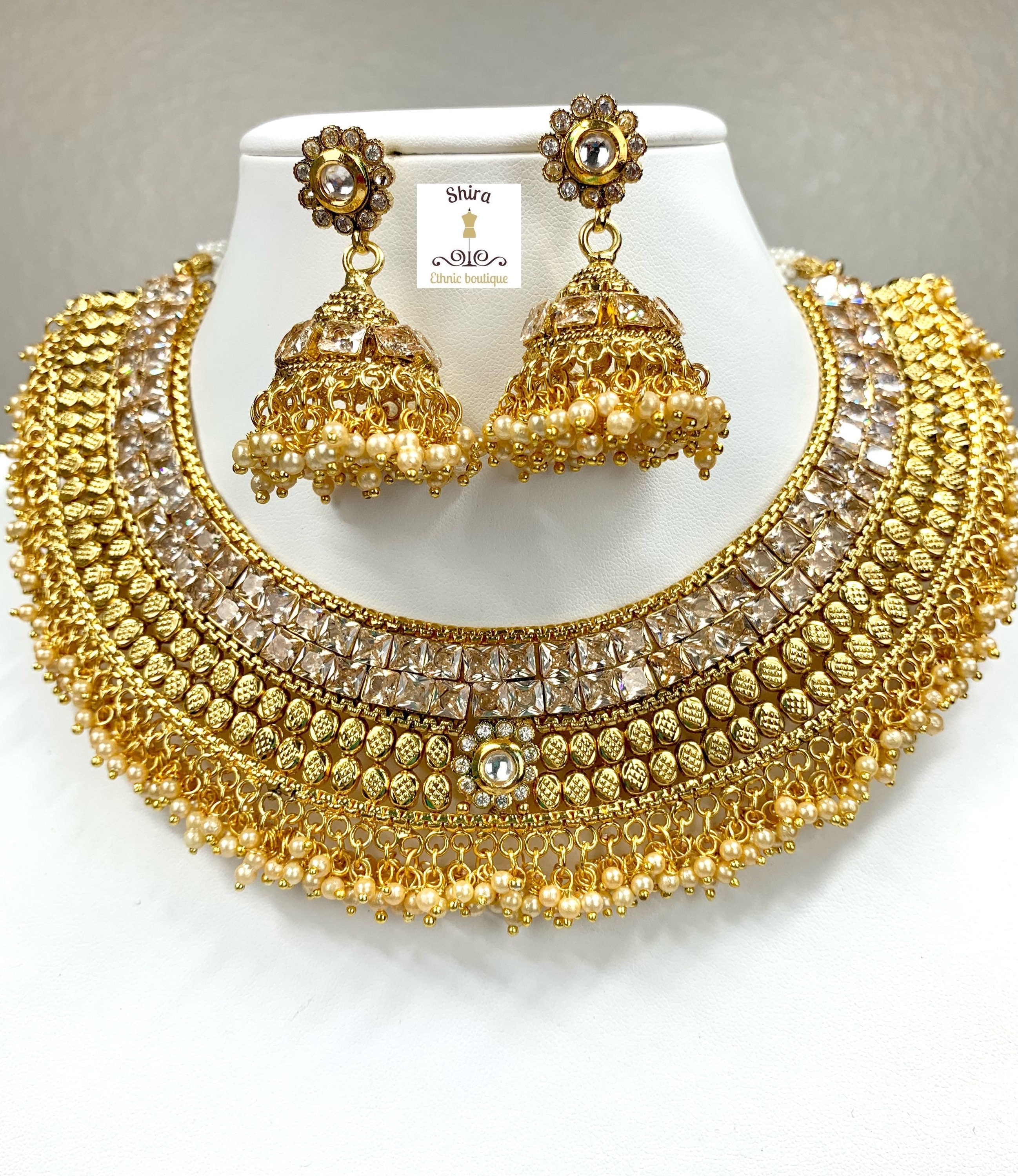 Traditional Gold Necklace Set