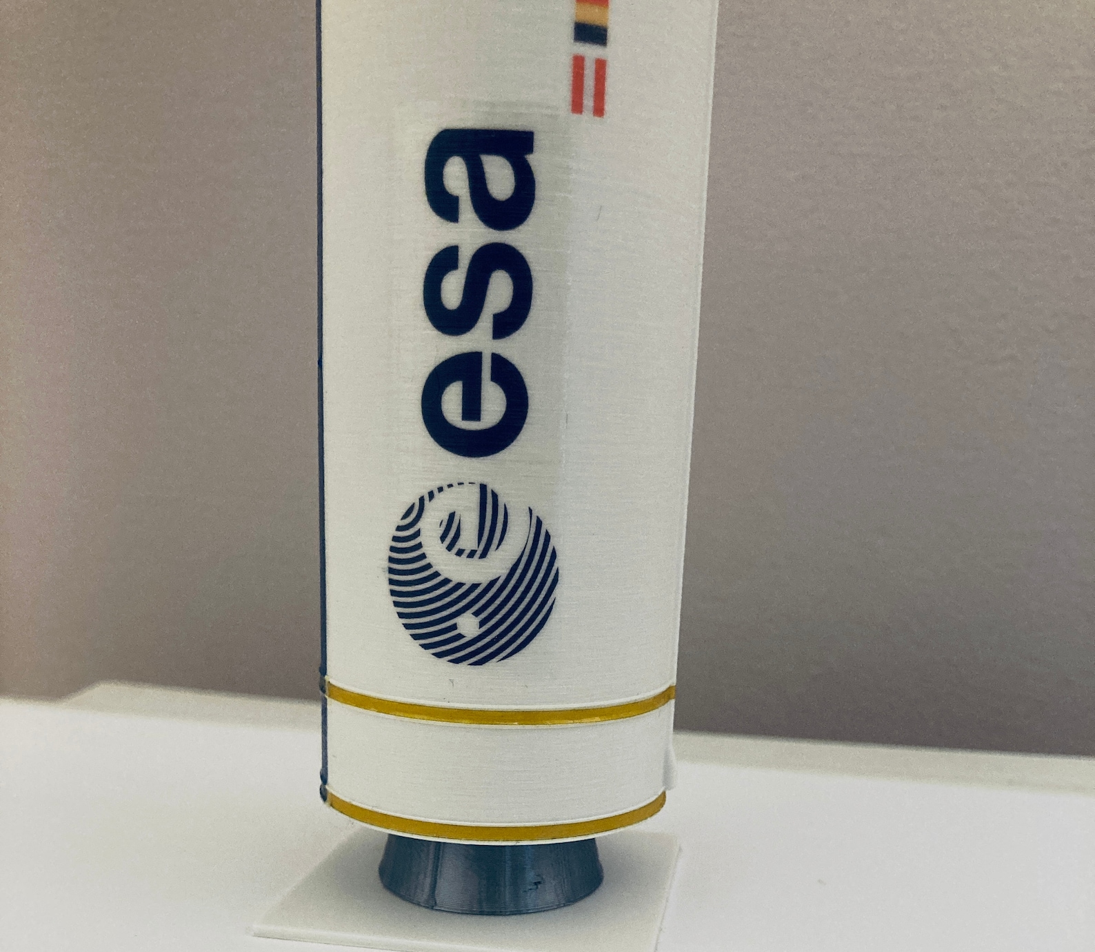 NEW! Ariane Space Vega C - 1:72 an 144 Scale Model 498/248mm. Light ...