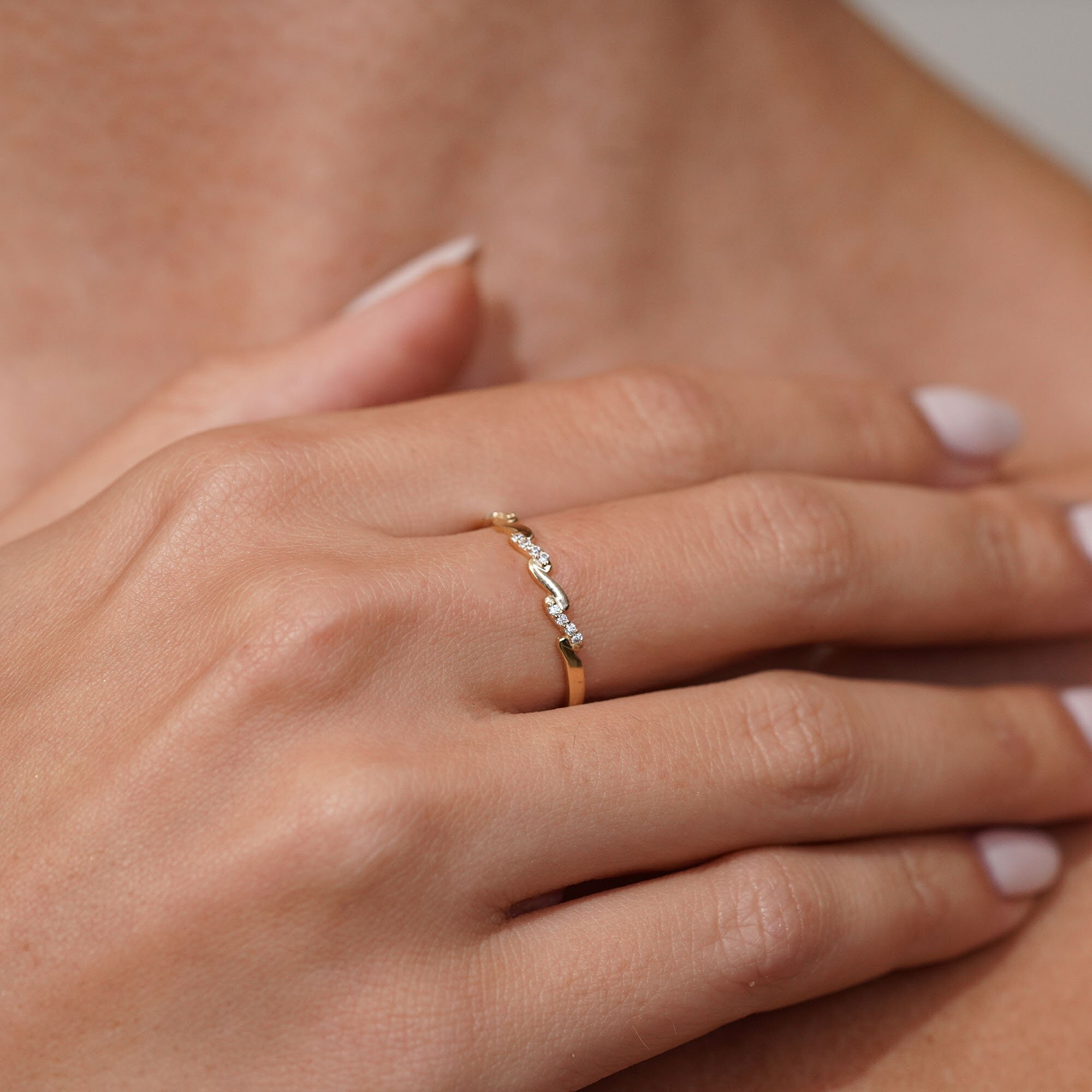 14K Solid Gold Zigzag Ring Minimalist Gold Ring Tiny Gold - Etsy