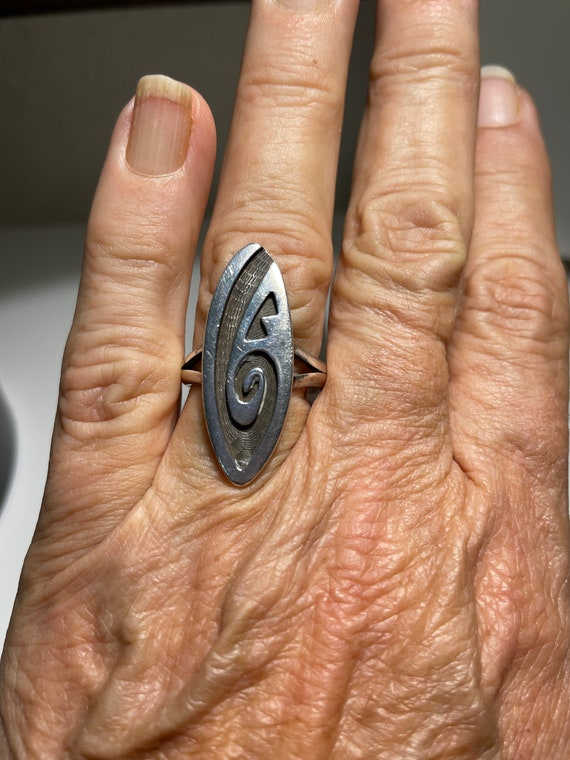 Native American Sterling Silver Hopi Ring Size 9 - Gem