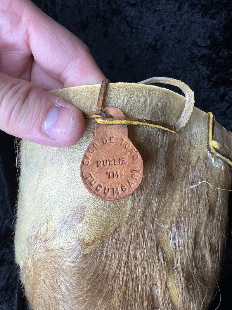 Bullie Taxidermy Bull Scrotum Satchel. Saco De Toro Bullie | Etsy