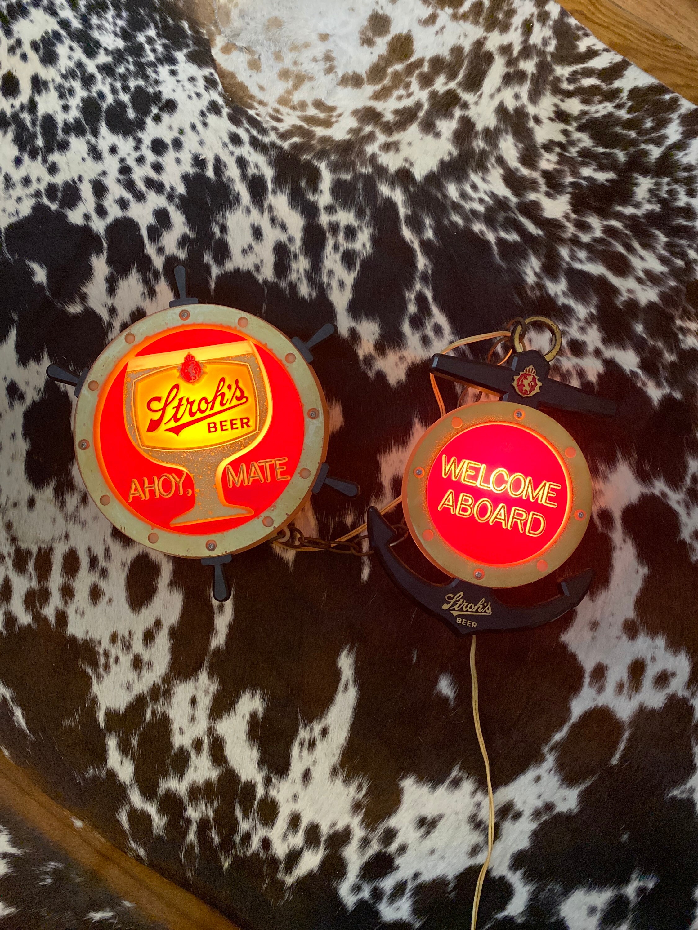 Budweiser Light Mirror for sale | Only 4 left at -60%