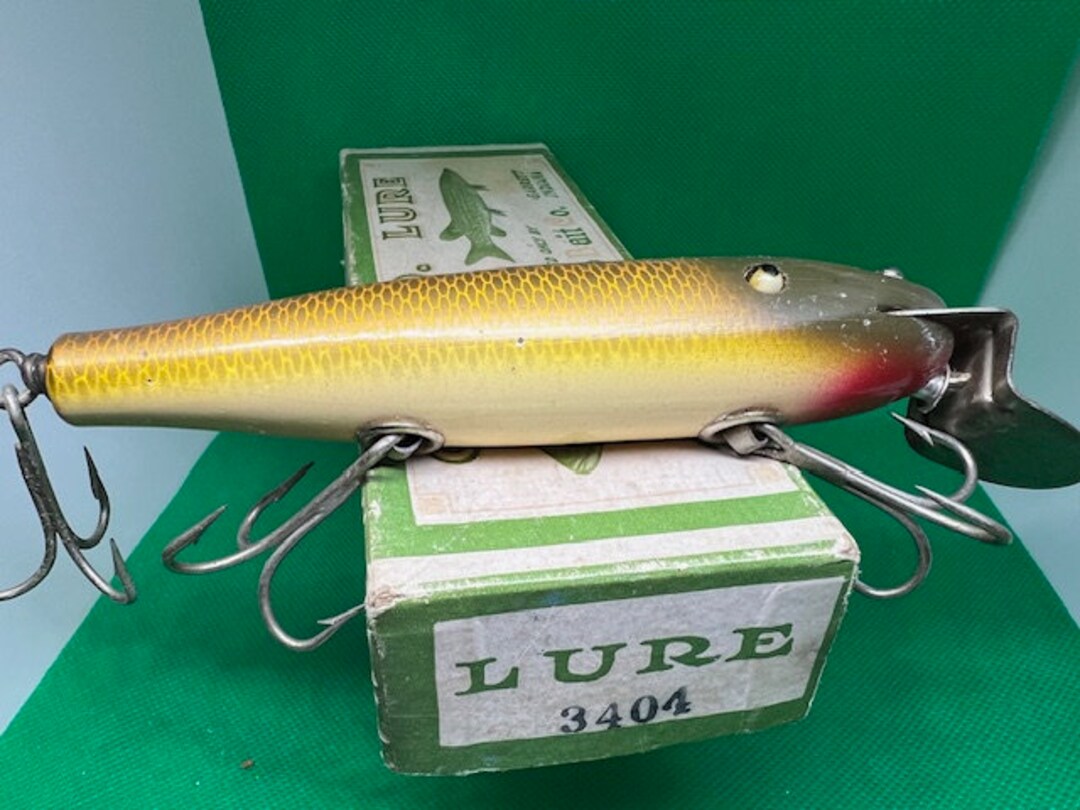 Vintage Creek Chub Snook Pikie, Golden Shiner, Correctly Stamped Box ...