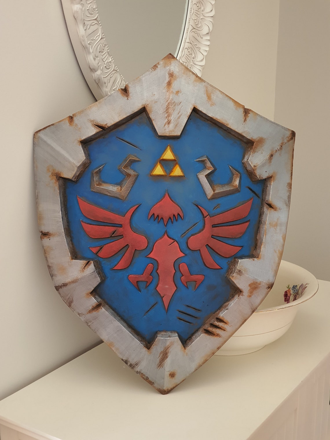 Legend of Zelda, Hylian Shield - Etsy