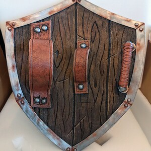 Legend of Zelda, Hylian Shield - Etsy