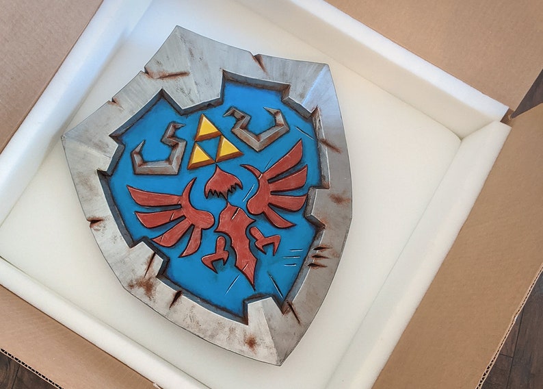Legend of Zelda, Hylian Shield - Etsy