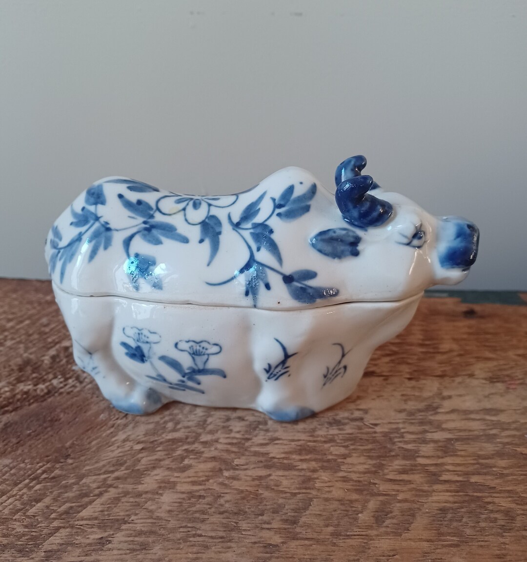 Vintage Blue and White Ceramic Buffalo Bison Lidded Dish - Etsy