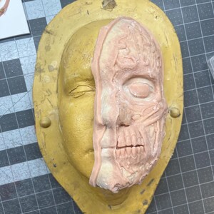 Half Burned Face / Encapsulated Silicone Prosthetic / SFX MAKEUP / Out ...