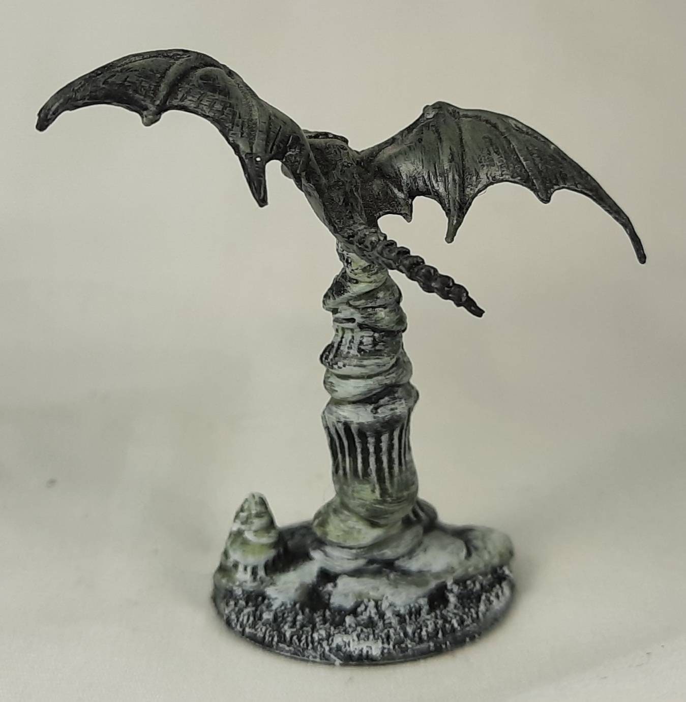 Cloaker / Flying Ray Dnd Miniature Painted for Dungeons and - Etsy
