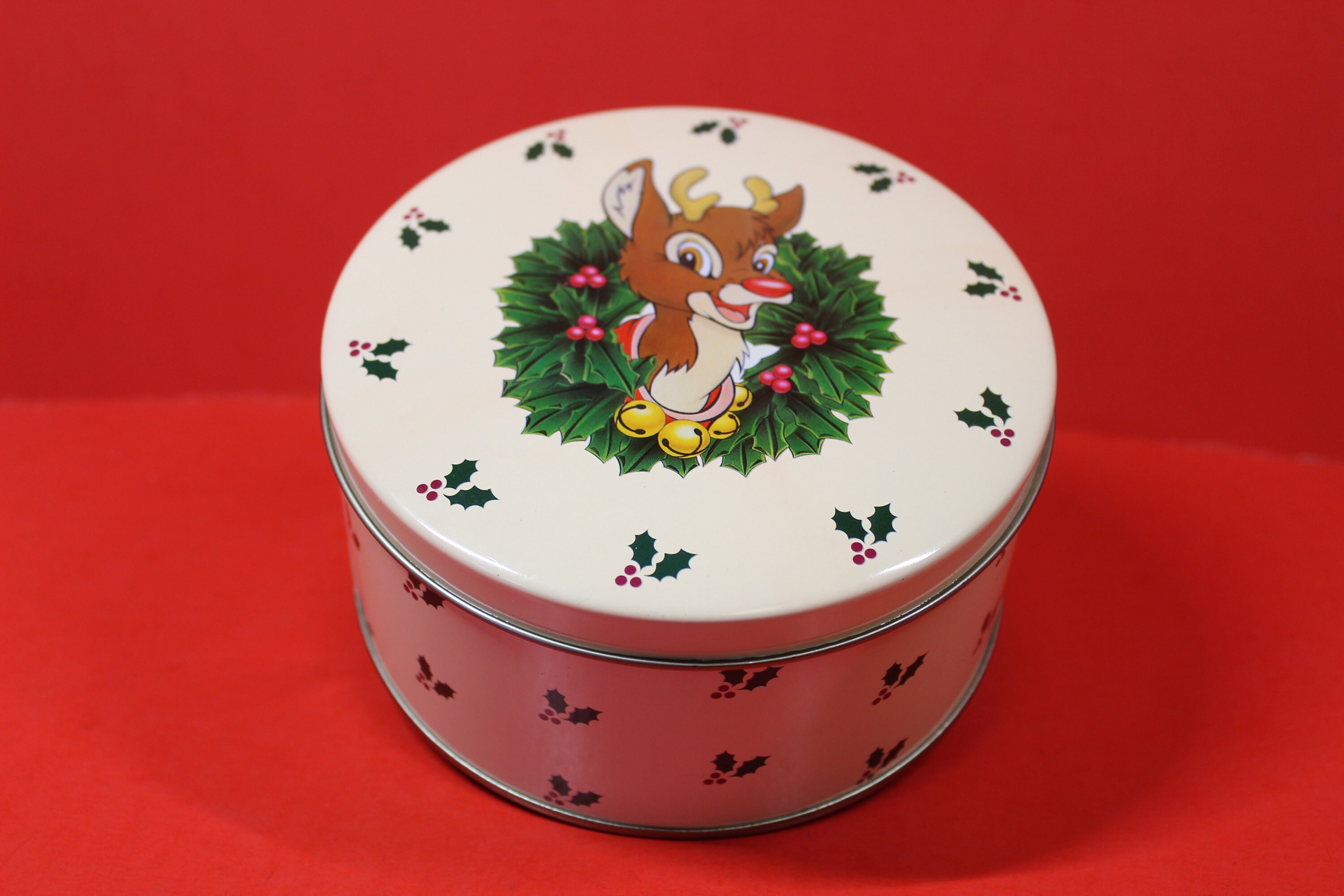 Vintage Rudolph the Red-nosed Reindeer and Holly Christmas Tin ...