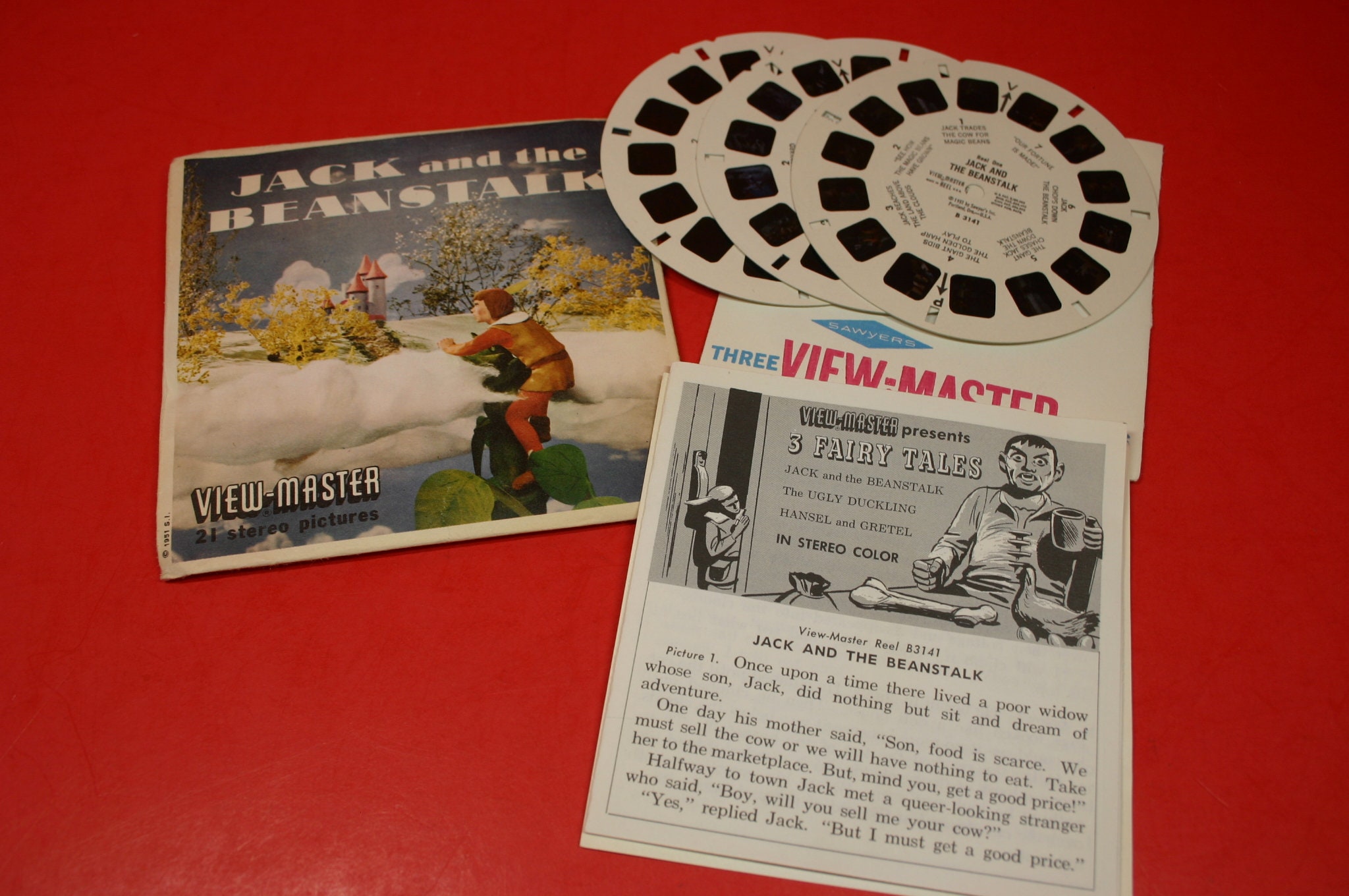 Vintage View Master Projector 18 Picture Reels and Theater - Etsy