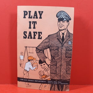 Vintage Ephemera Lot of 4 Chicago Police Department Safety Booklet and ...