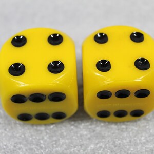 Vintage Dice ~ Large Yellow and Black Pair of Dice Made in Hong Kong ...