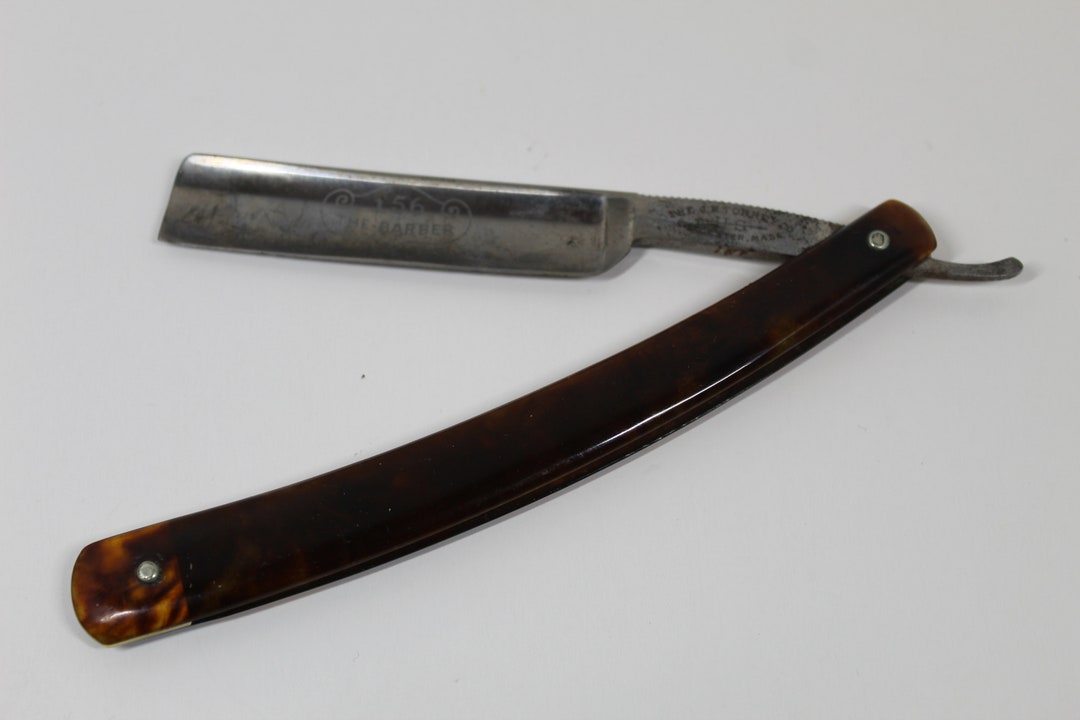 Straight Razor Vintage 156 the Barber / J.R. Torrey Co. Worcester, Mass ...