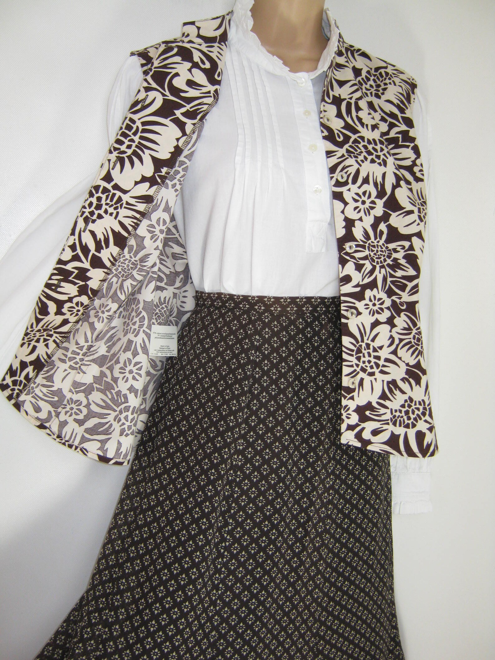 LAURA ASHLEY Vintage Oriental Style Oversized Mandarin Collar Light ...